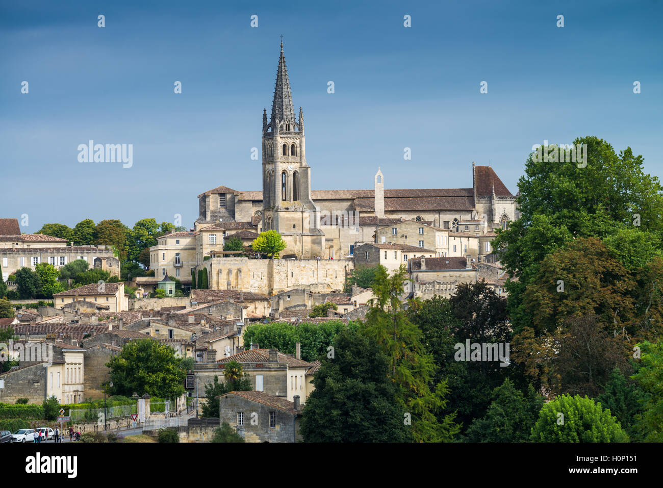 Beautiful town of Saint-Emilion, Gironde, Aquitaine, France (A UNESCO ...