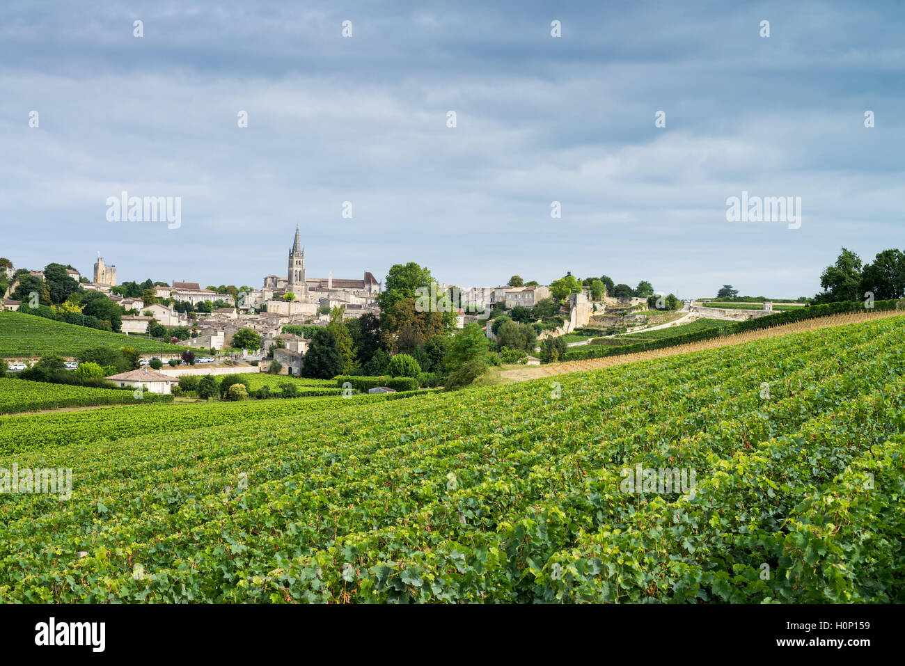 Beautiful town of Saint-Emilion, Gironde, Aquitaine, France (A UNESCO ...