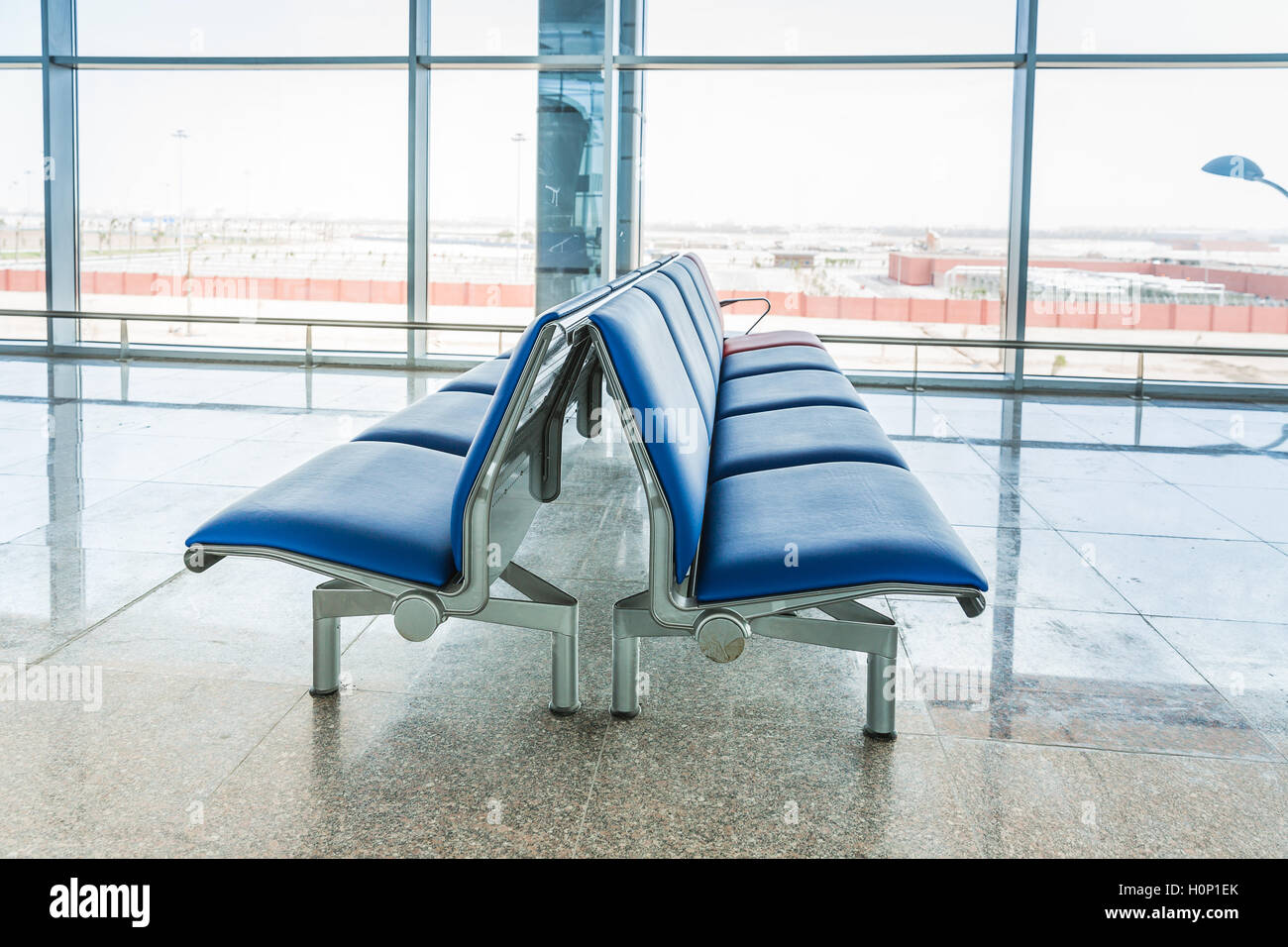 Modern Airport Lounge Seat Rows Stock Photo - Alamy