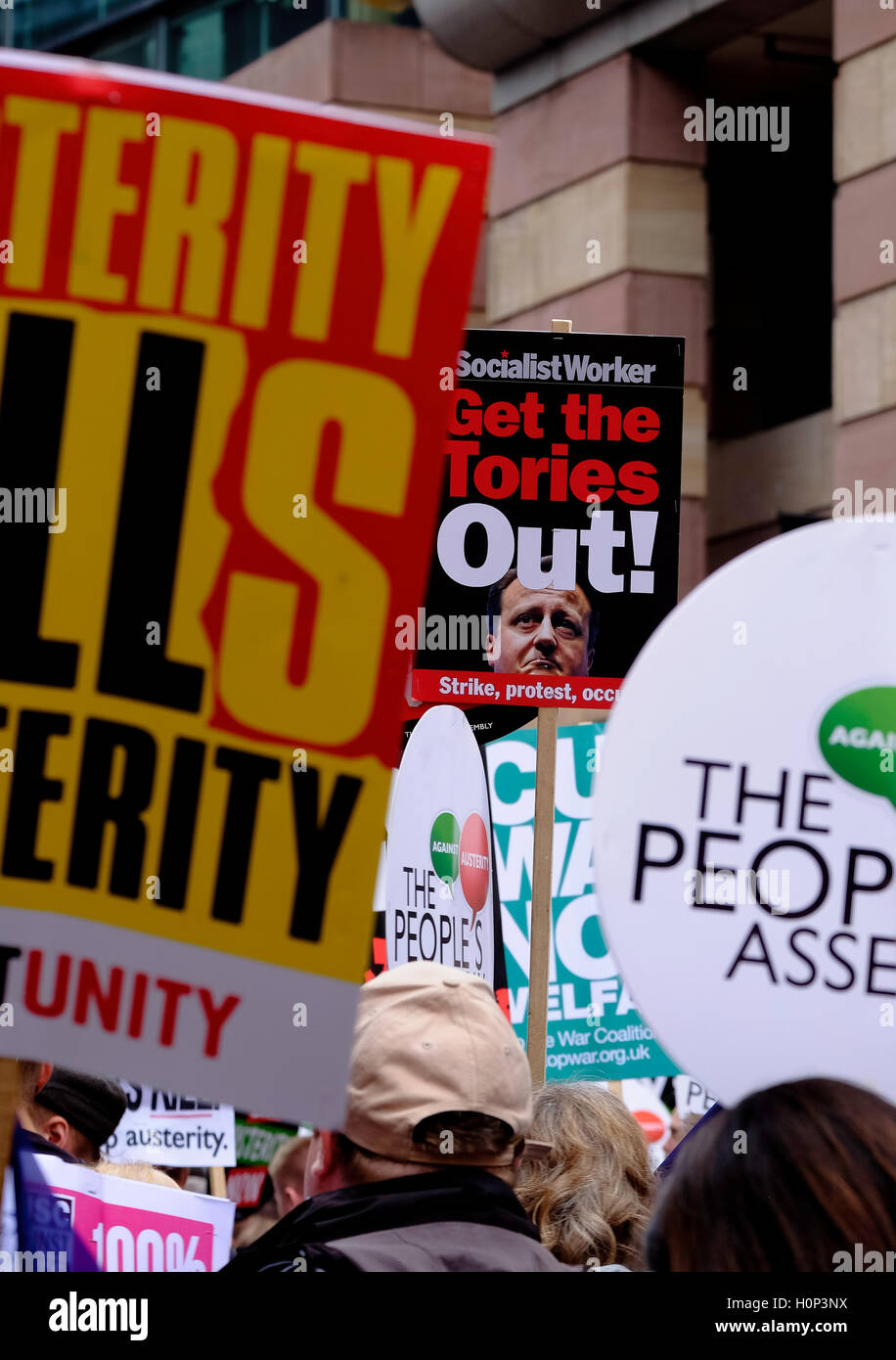 Hold protest hi-res stock photography and images - Alamy