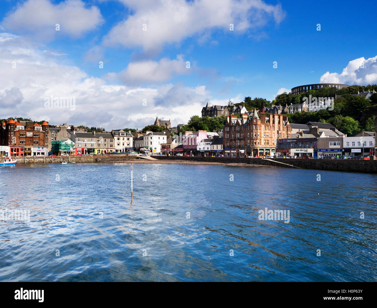 Oban seafront hi-res stock photography and images - Alamy