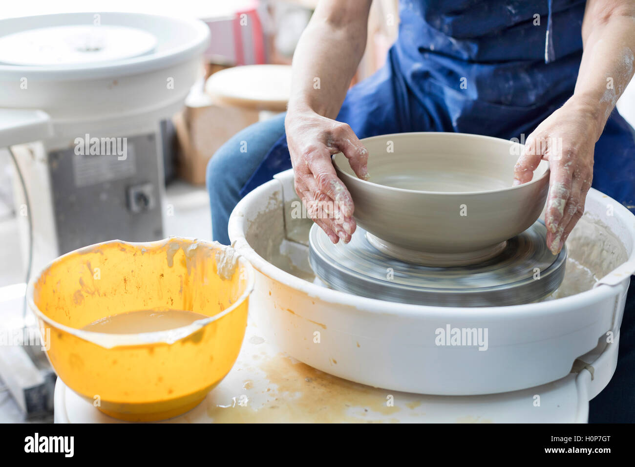 Senior man artist using hi-res stock photography and images - Alamy