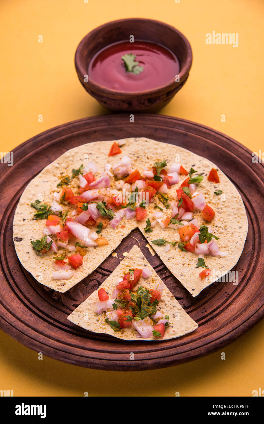 masala papad , indian vegetarian crispy food or starter Stock Photo - Alamy