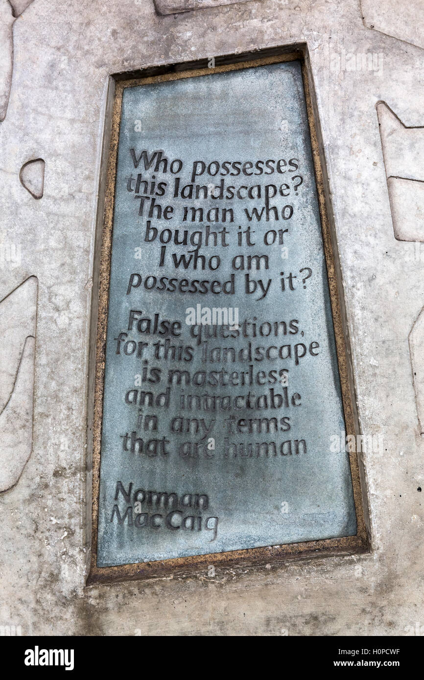 Canongate wall parliament quotation hi-res stock photography and images ...