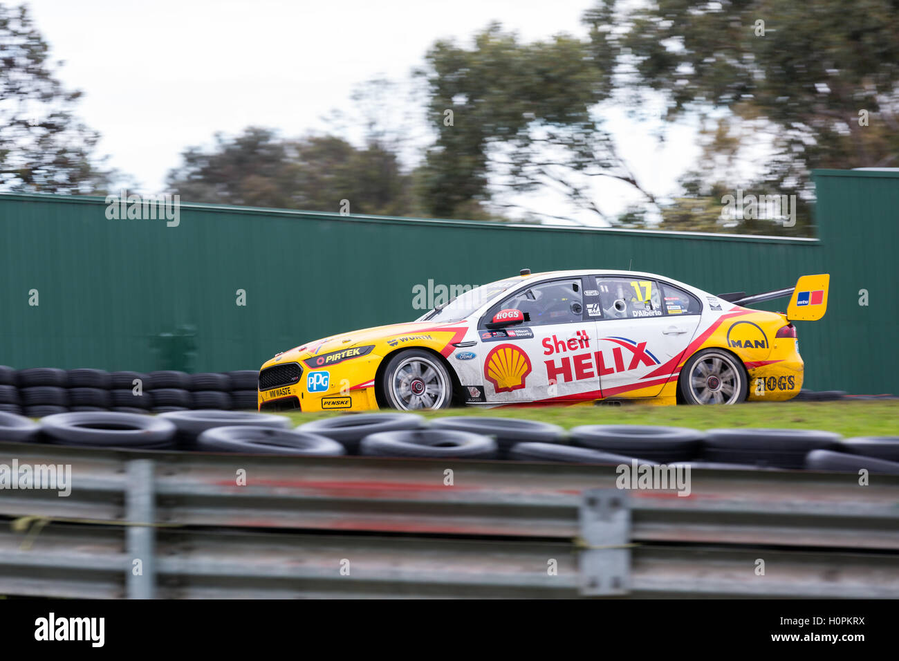 MELBOURNE/AUSTRALIA - SEPTEMBER 17, 2016: Supercars Race 20 - Sandown ...