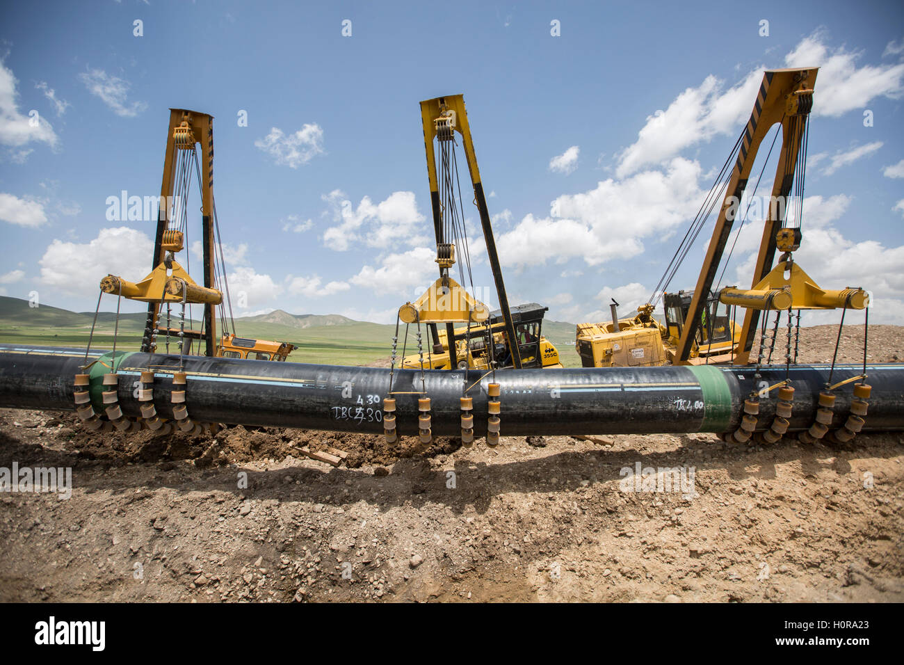 Sideboom hi-res stock photography and images - Alamy