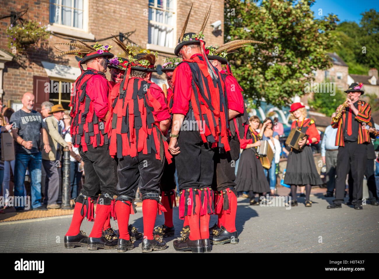 Black face Morris dancers Stock Photo - Alamy