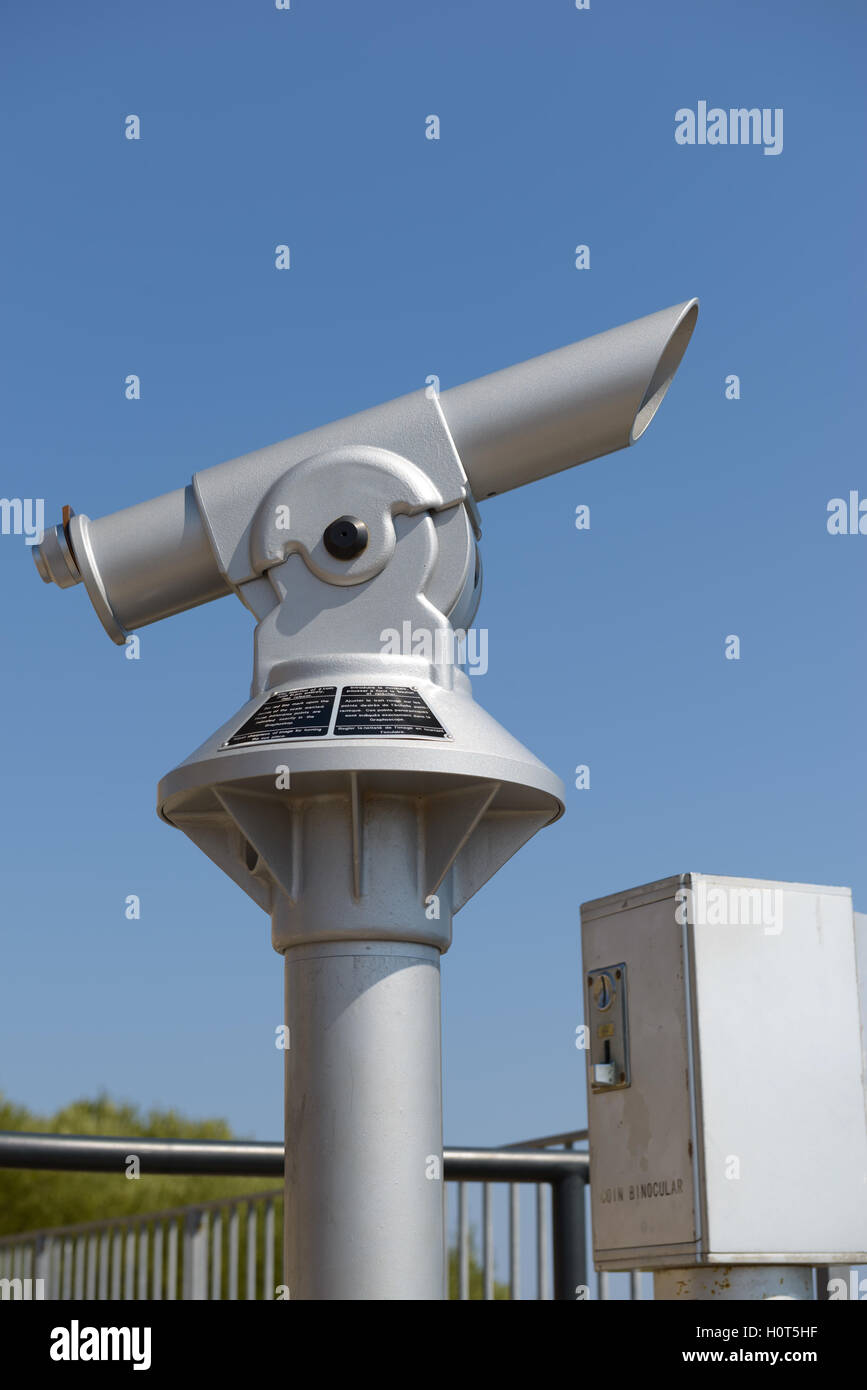 Telescope for panoramic views, token for tourist use Stock Photo - Alamy