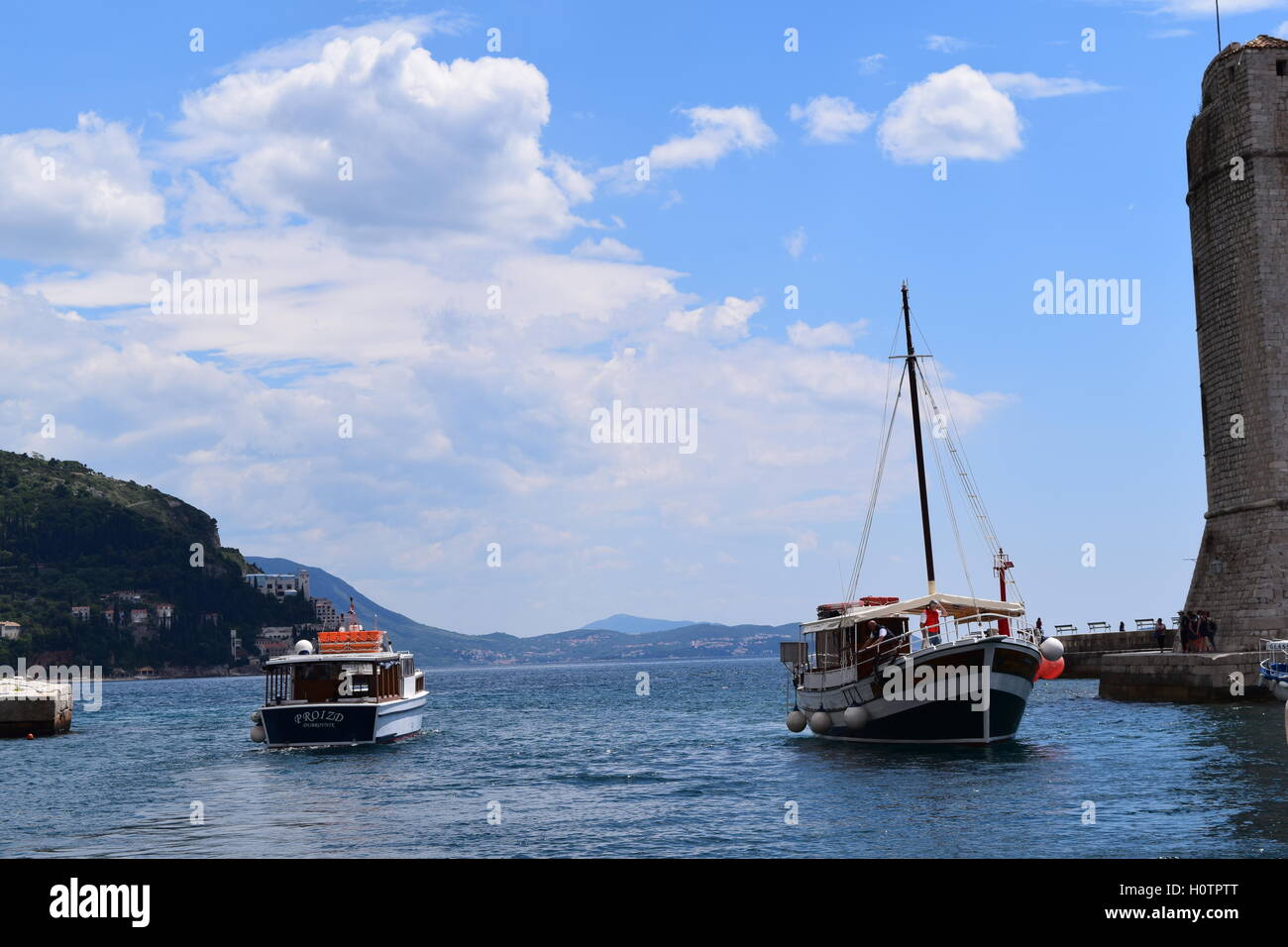 Boats at Gruz Harbour, Dubrovnik Old Town, Croatia Stock Photo - Alamy