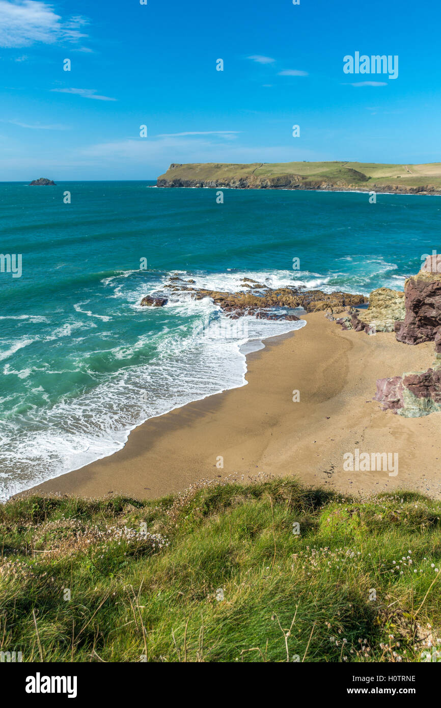 Rolling waves at Polzeath in North Cornwall Stock Photo - Alamy