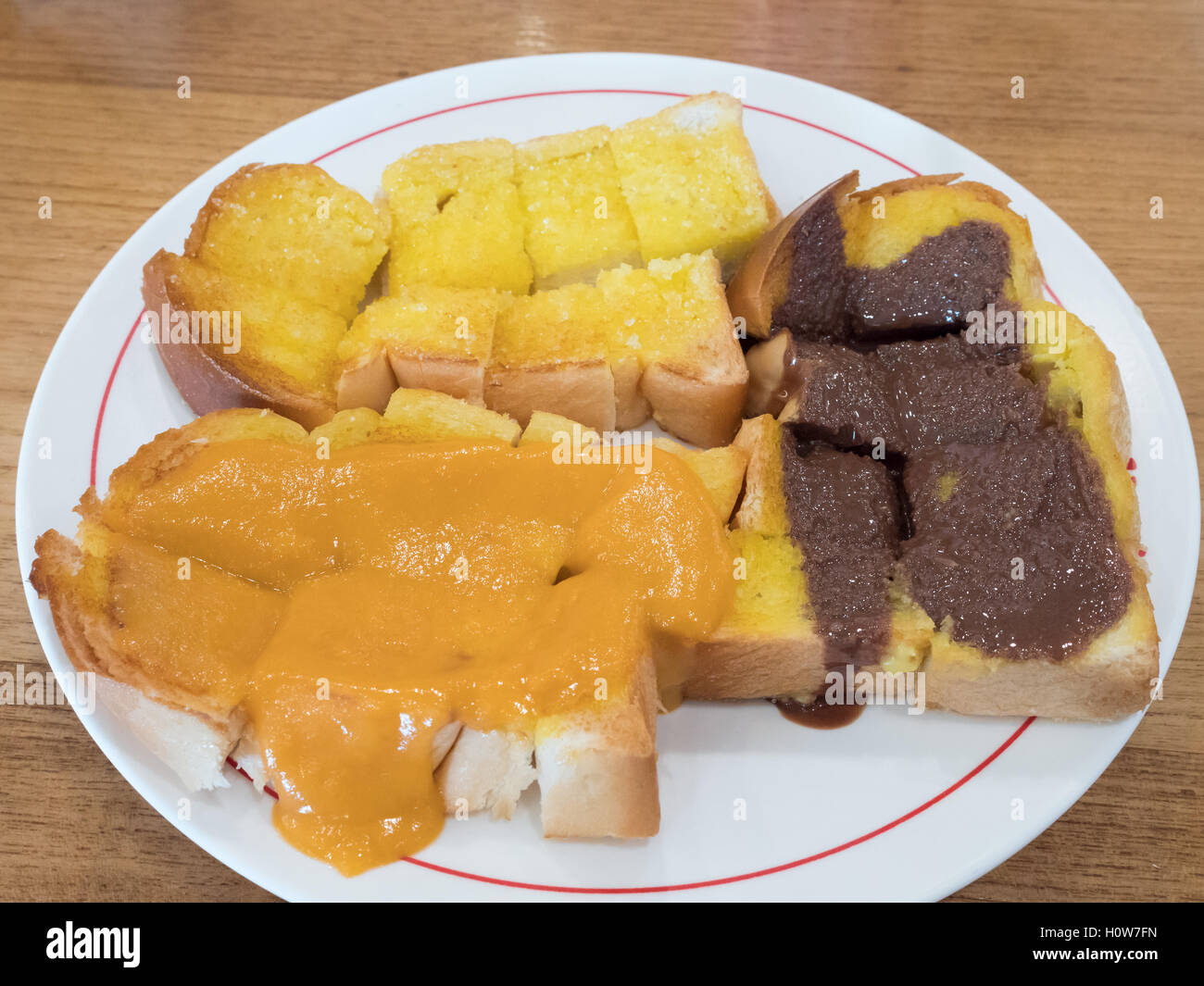 Steamed custard bread hi-res stock photography and images - Alamy