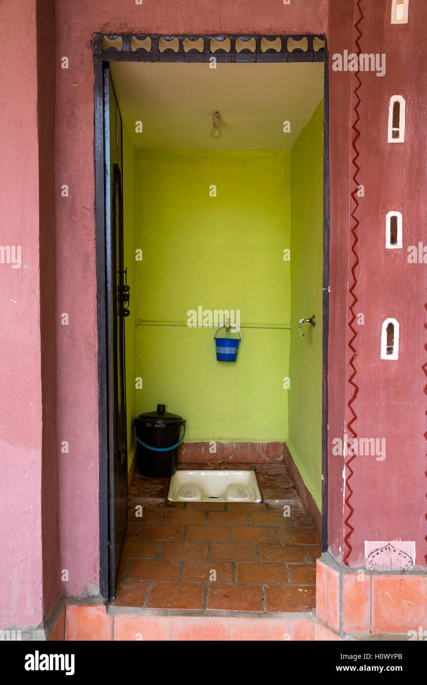 Turkish toilet hi-res stock photography and images - Alamy