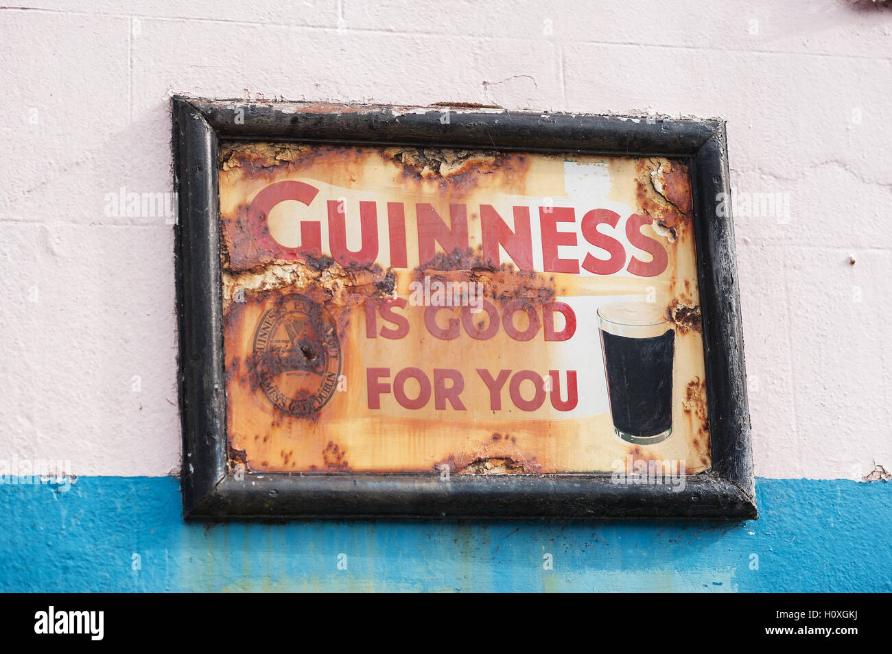 Guinness is good for you sign hi-res stock photography and images - Alamy