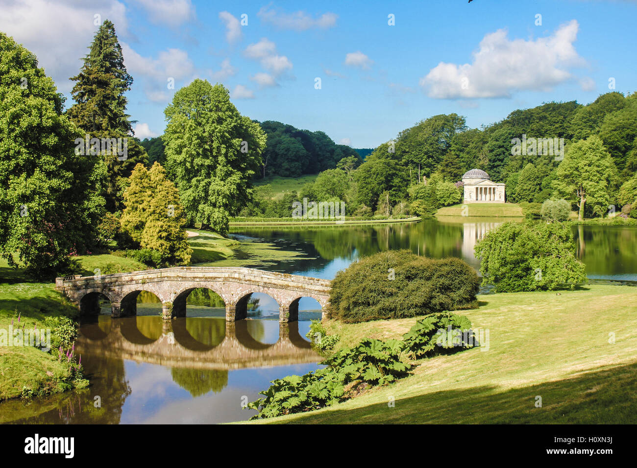 Stourhead hi-res stock photography and images - Alamy