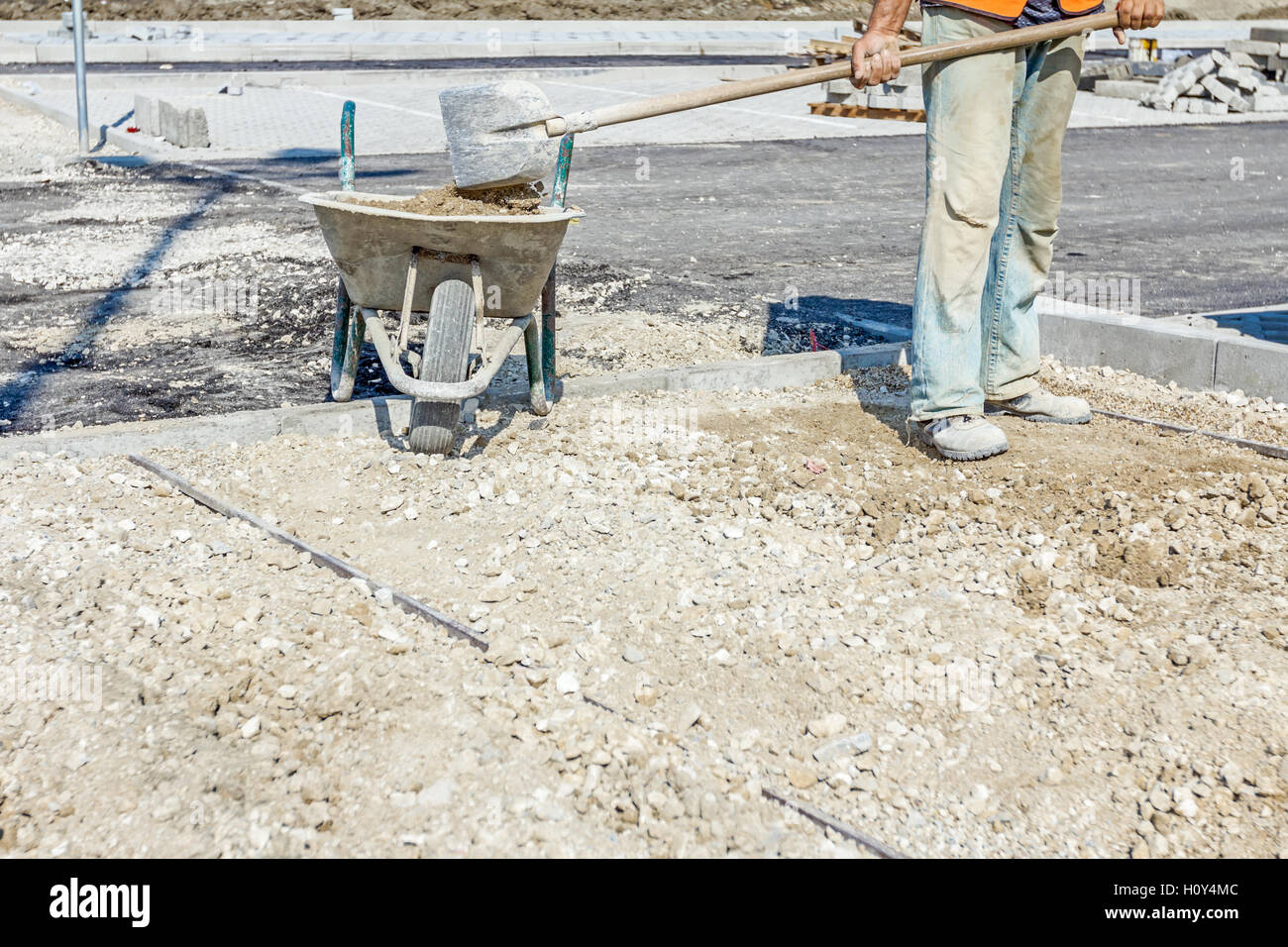 Leveling gravel hi-res stock photography and images - Alamy