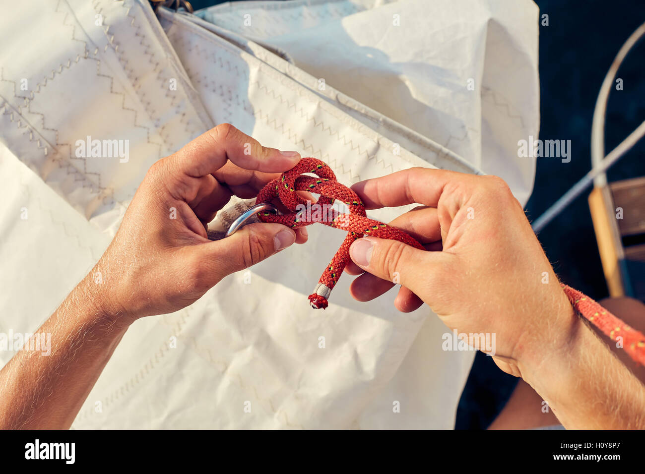 Double bowline knot hi-res stock photography and images - Alamy Double bowline knot hi-res stock photography and images - Alamy