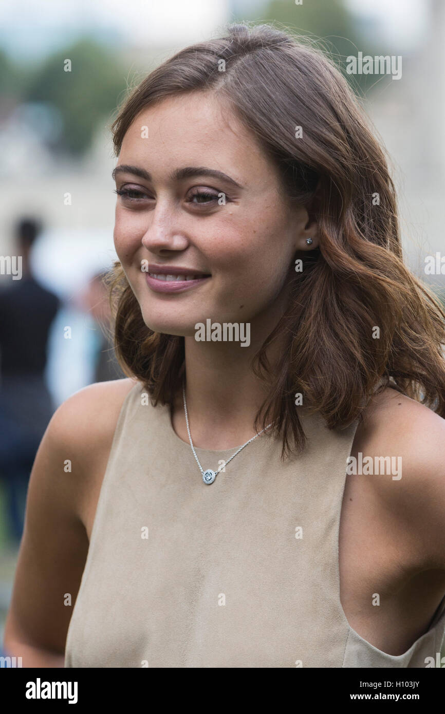 Ella Purnell's Instagram, Twitter & Facebook on IDCrawl