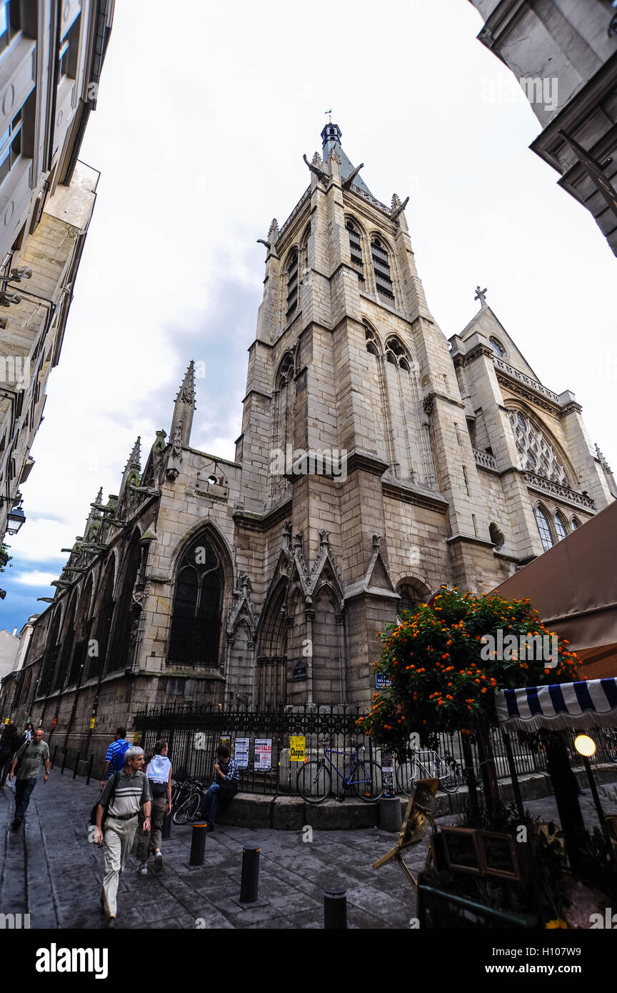 Saint severin church hi-res stock photography and images - Alamy