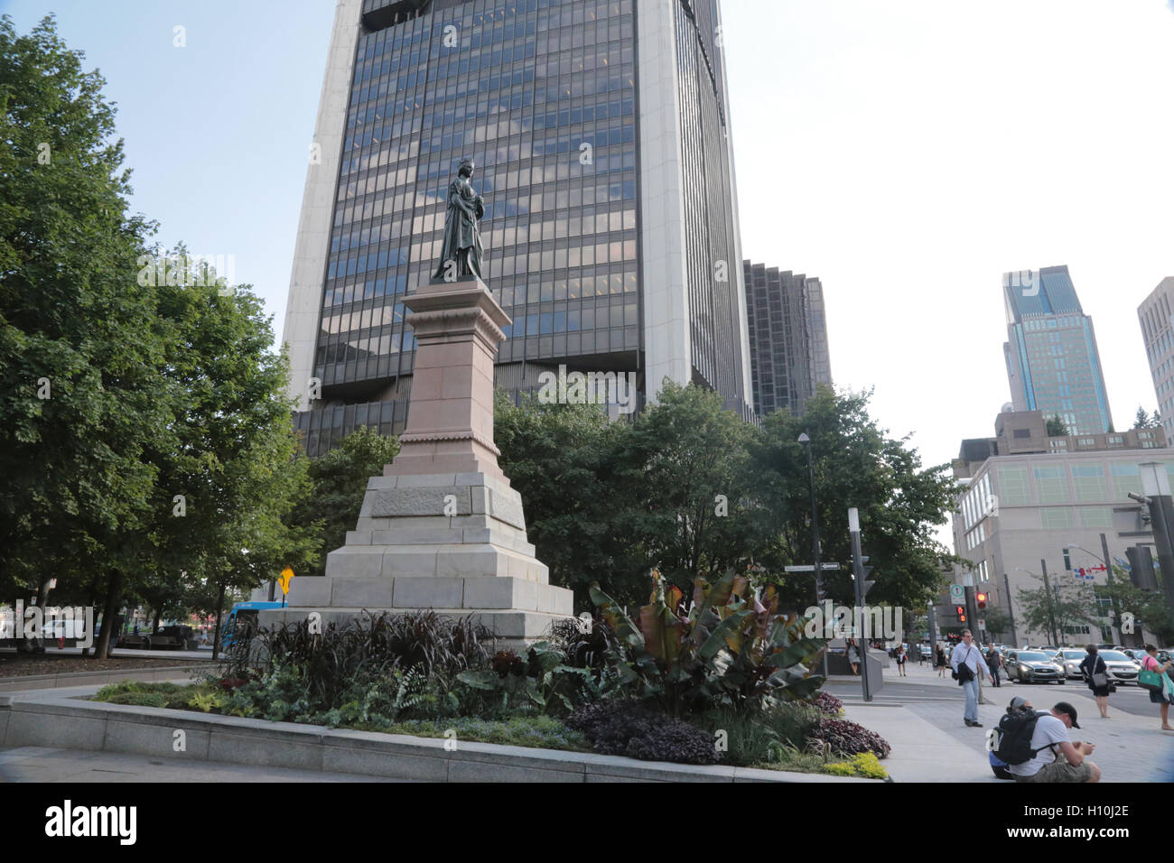 Victoria Square, Montreal, Quebec, Canada Stock Photo - Alamy