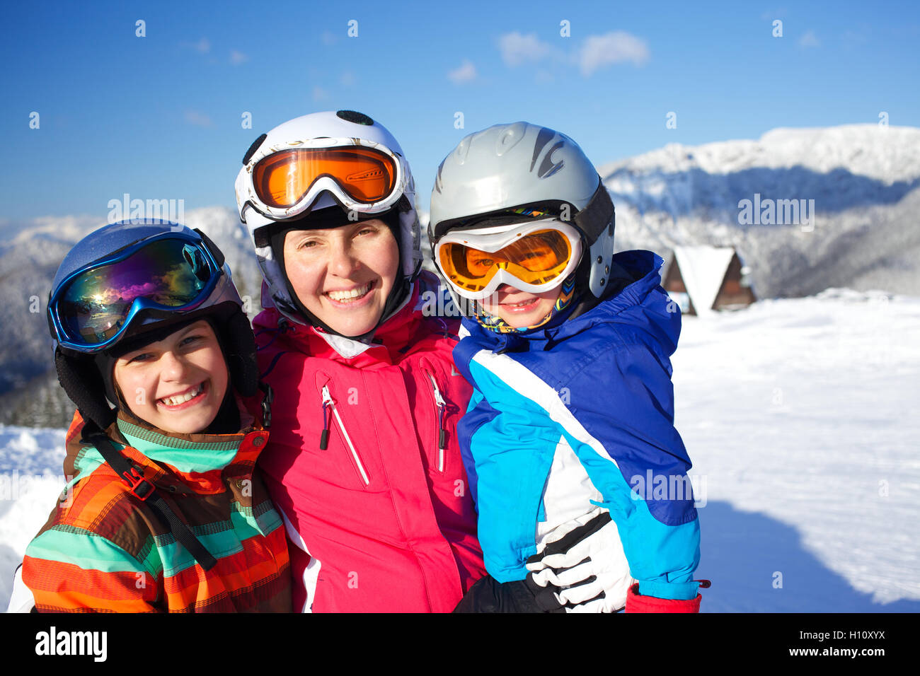 Skiing with family hi-res stock photography and images - Alamy
