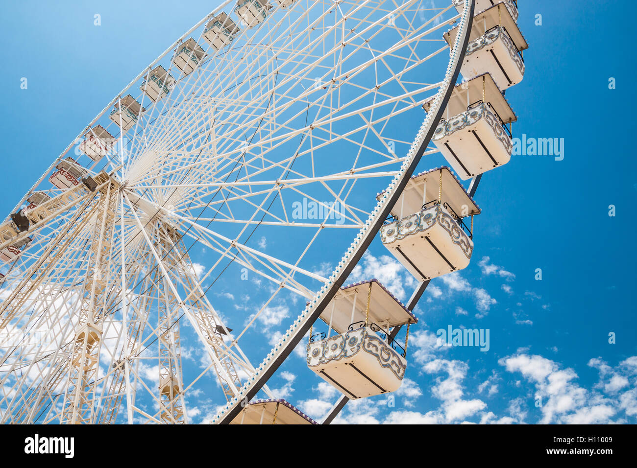 Ferris wheel of fair and amusement park Stock Photo - Alamy