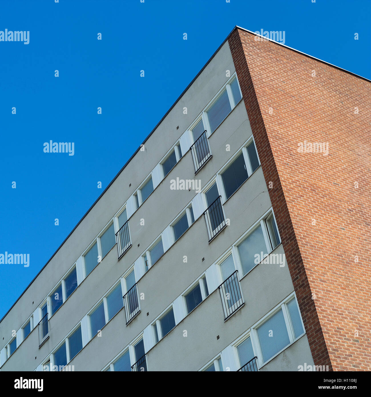 Exterior 1960 residential building hi-res stock photography and images ...