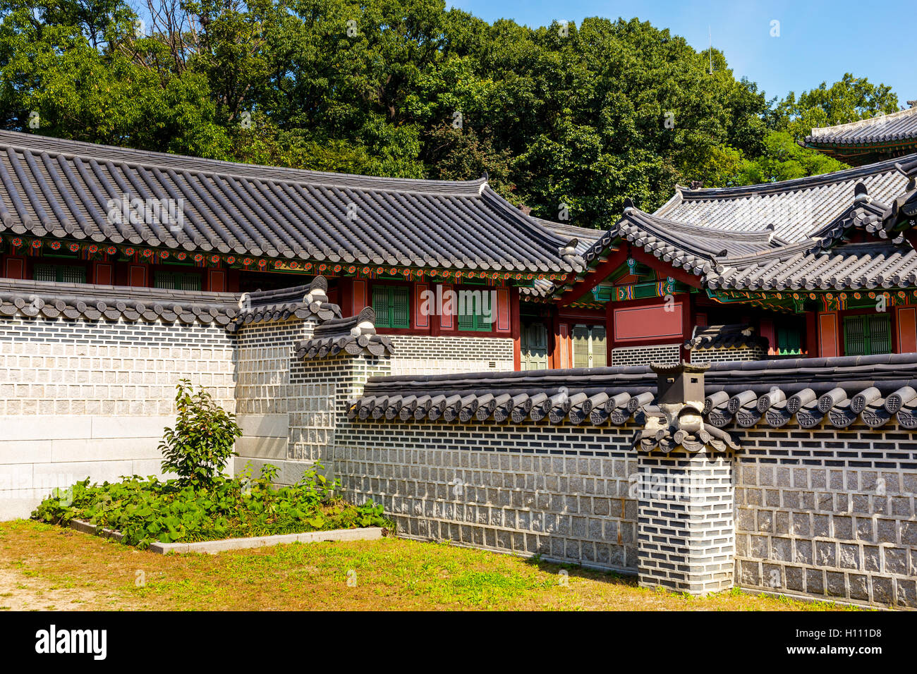 Traditional korean architecture Stock Photo - Alamy