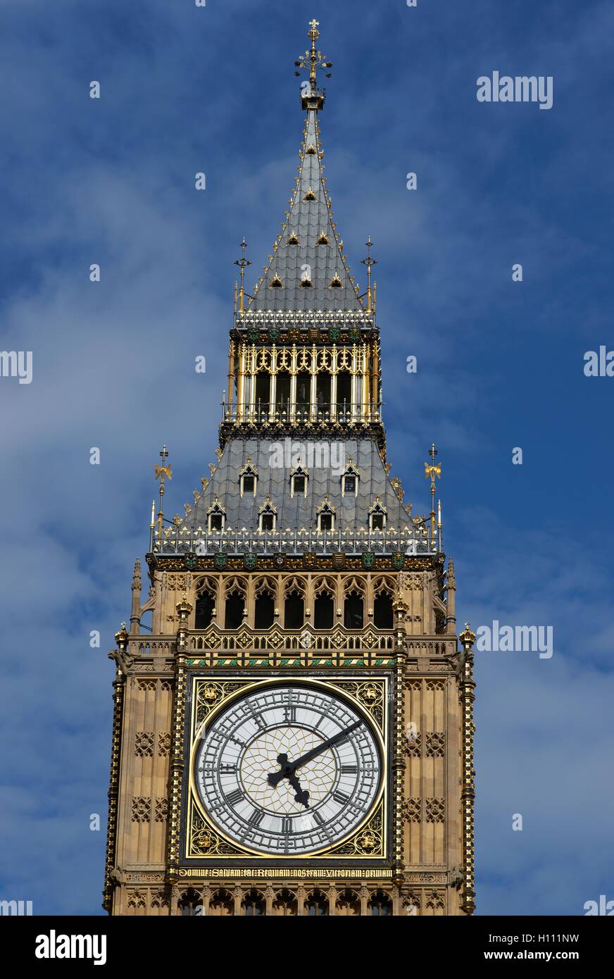 Elizabeth tower clock hi-res stock photography and images - Alamy