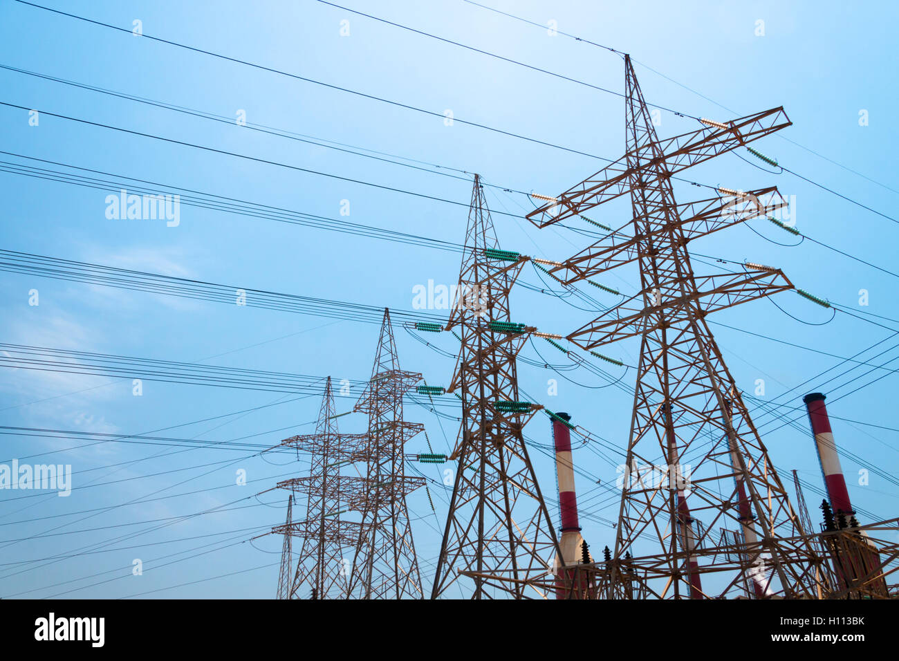 High-voltage power transmission towers Stock Photo - Alamy