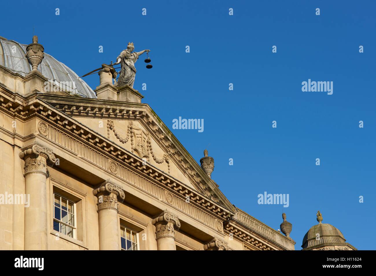 Guildhall with statue of the hi-res stock photography and images - Alamy