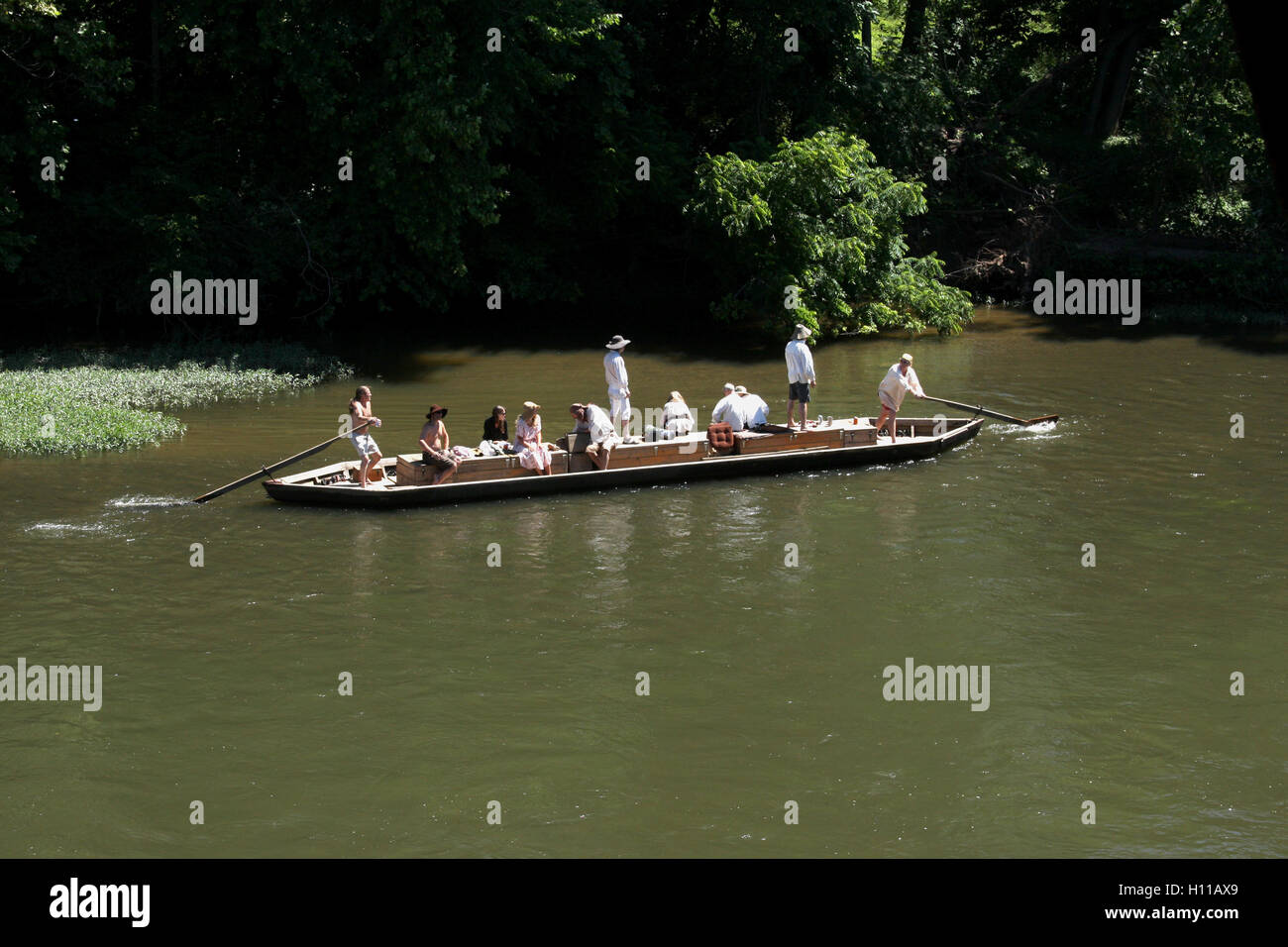 James river batteau hi-res stock photography and images - Alamy