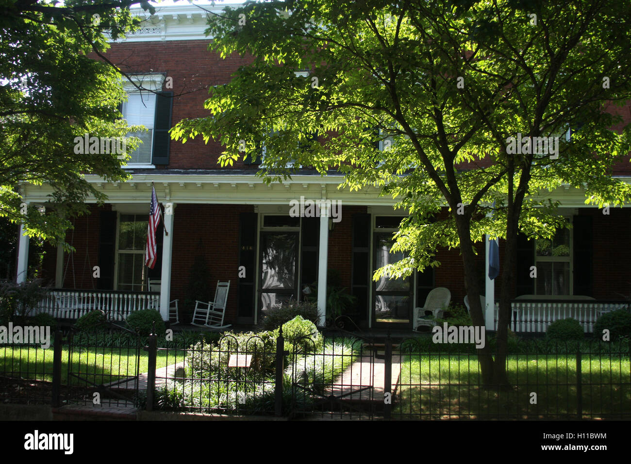 America south porch rocking chair flag hi-res stock photography and ...