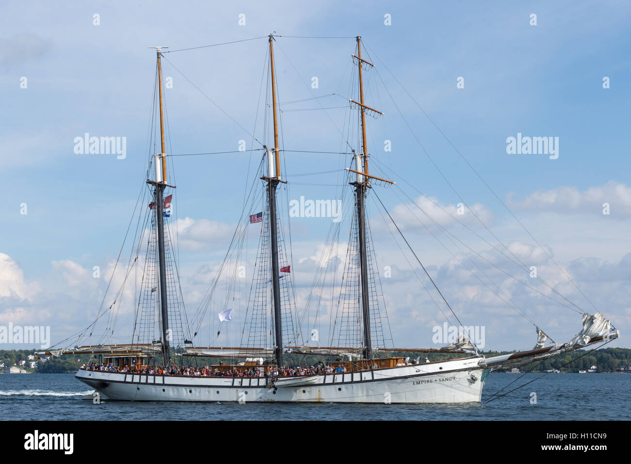Tall ships on the St. Lawrence Seaway in summer Stock Photo - Alamy