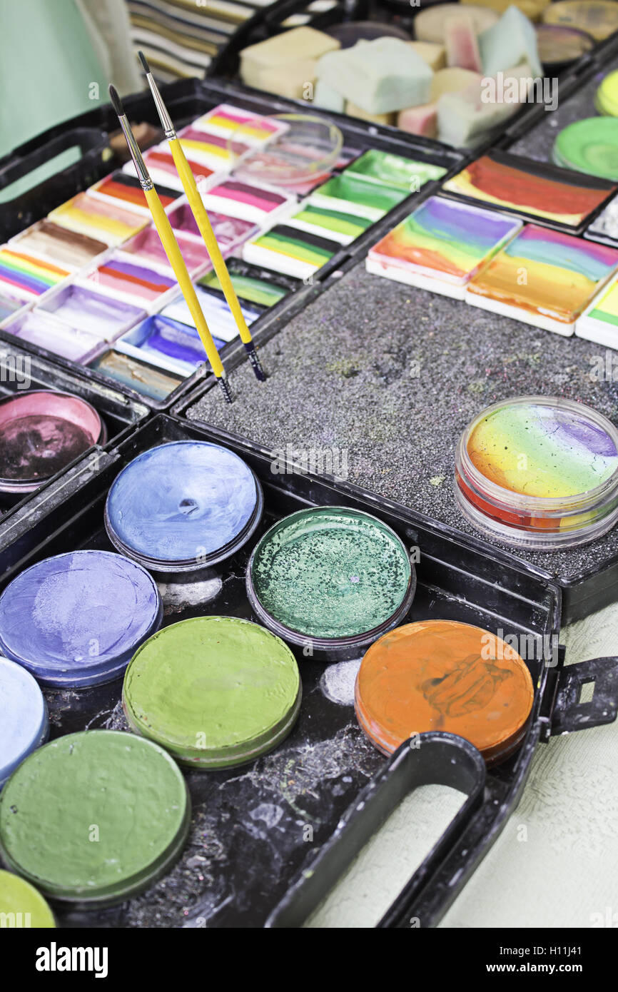 Makeup case for painting at parties, fashion Stock Photo - Alamy