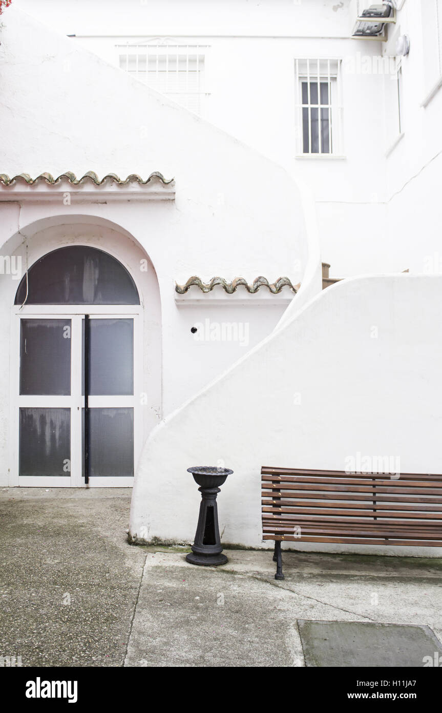 Structure white building in urban street Stock Photo - Alamy