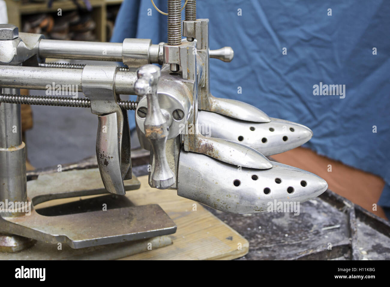 Maker metal shoes shop, industry and market Stock Photo - Alamy