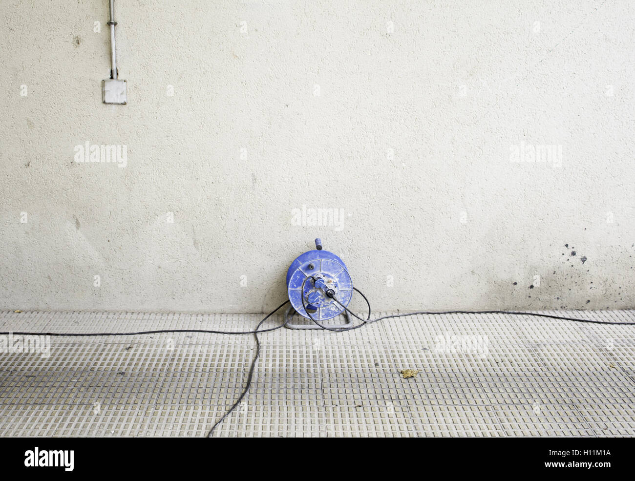 Extension cable reel hi-res stock photography and images - Alamy