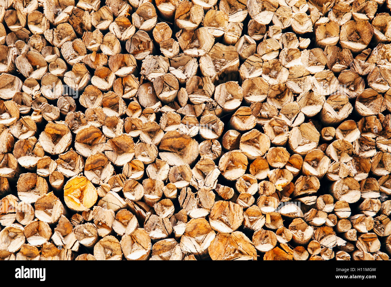 Uneven natural side of wooden logs abstract background texture Stock ...