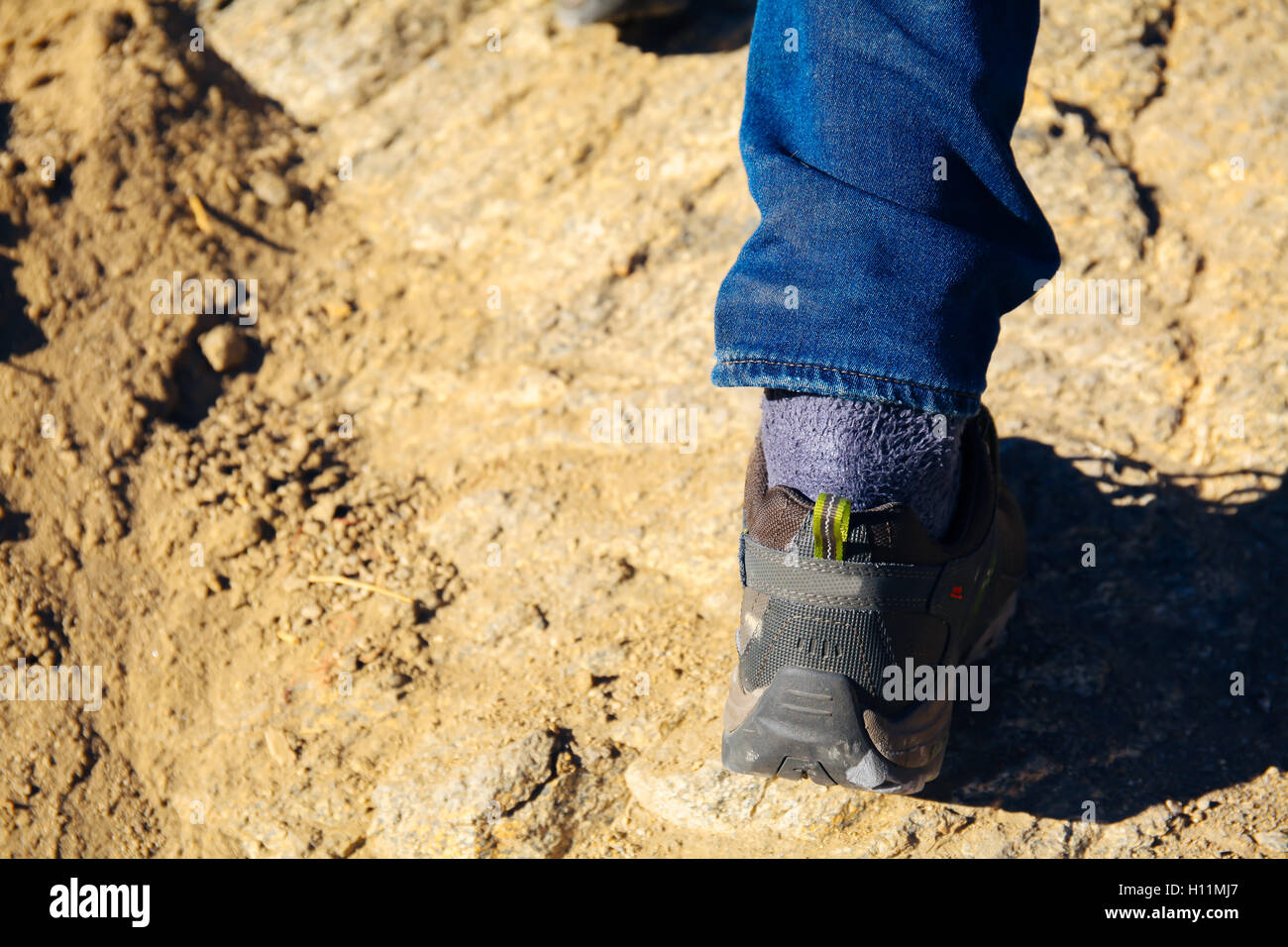 Male feet walking on sand hi-res stock photography and images - Alamy