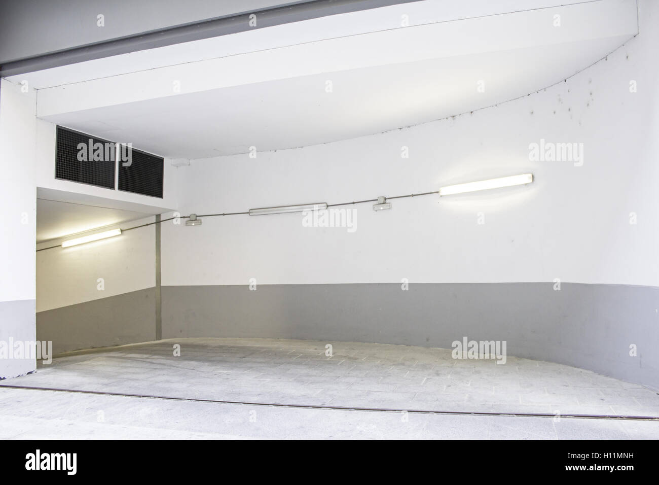 Interior Urban garage with costs, construction Stock Photo - Alamy