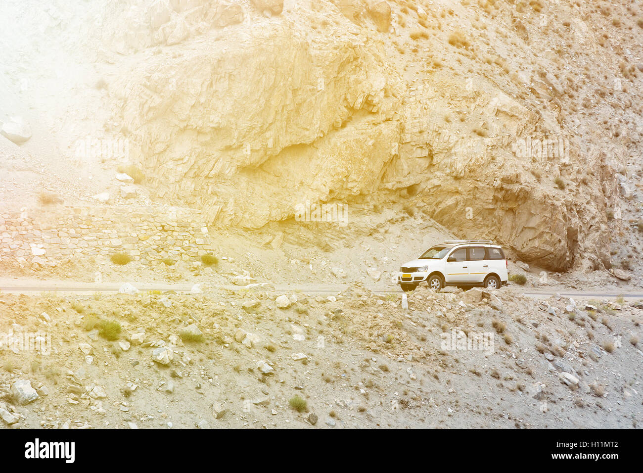 Gravel roads, india hi-res stock photography and images - Alamy