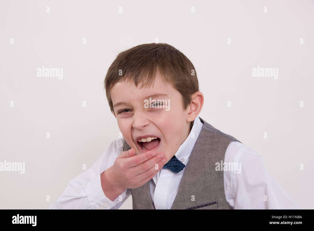 Man wearing bow tie hi-res stock photography and images - Alamy