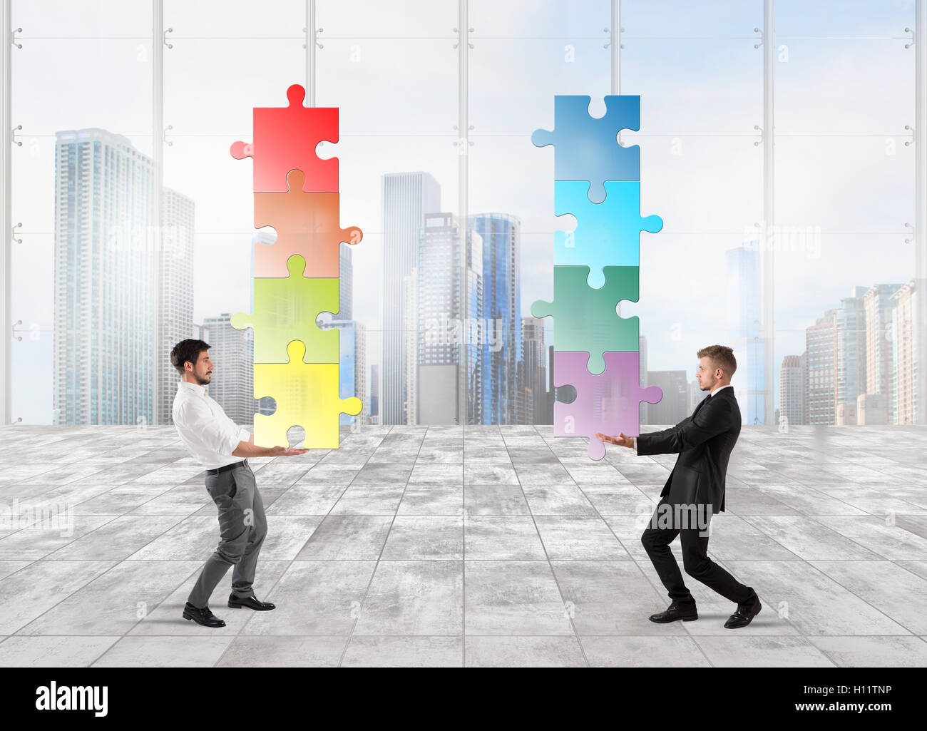 Cooperation at work Stock Photo - Alamy