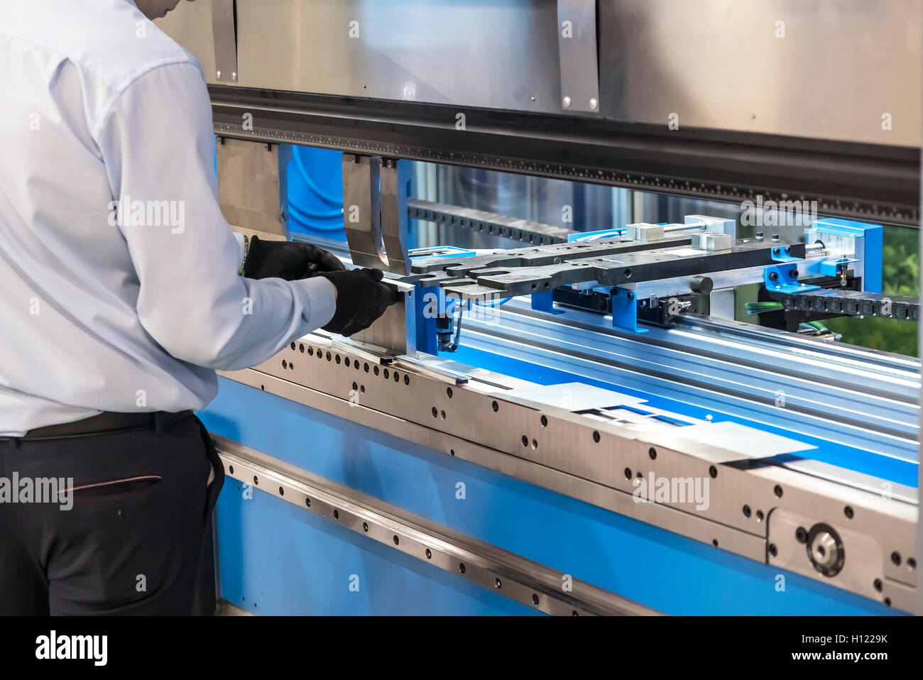 Machine cutting metal cnc hi-res stock photography and images - Alamy