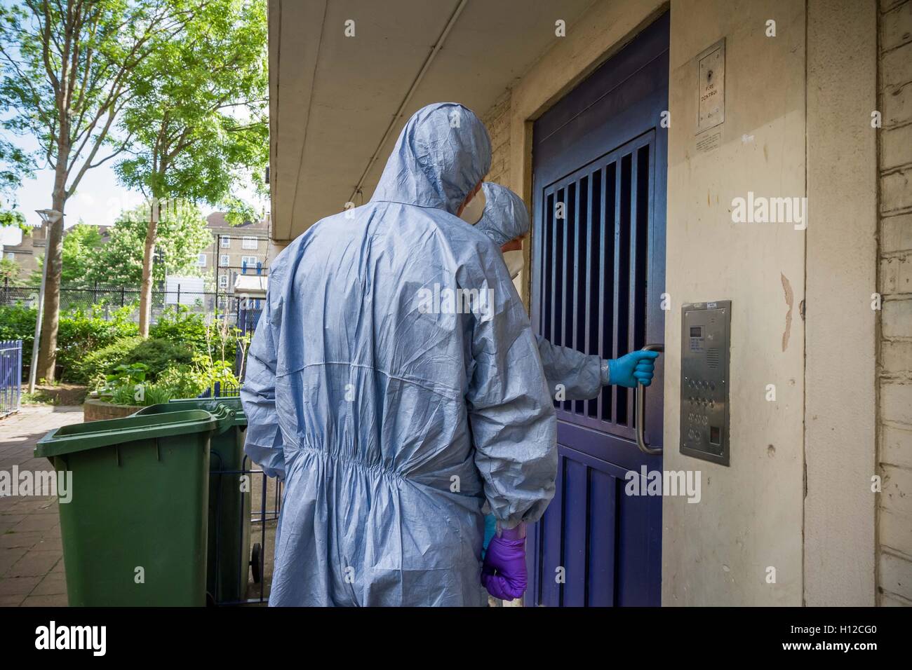 Murder crime scene forensic search police hi-res stock photography and ...