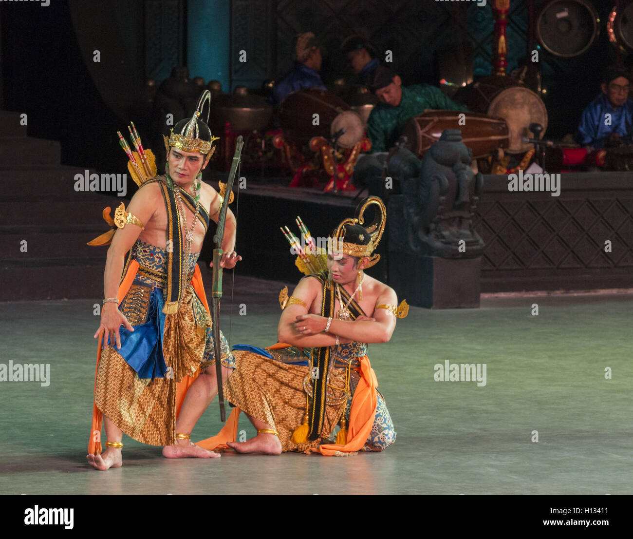 Ramayana performance hi-res stock photography and images - Alamy