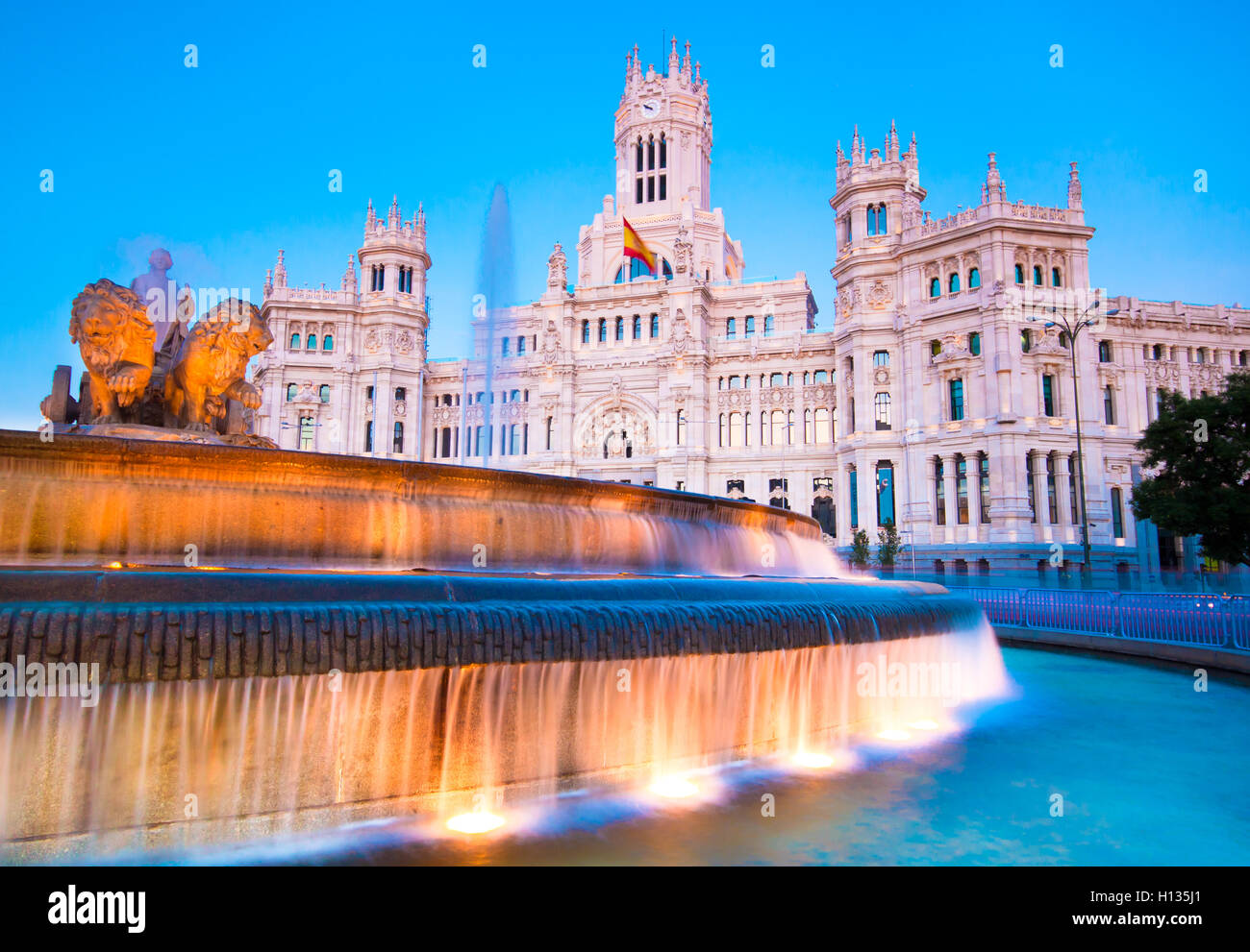 Plaza de Cibeles, Madrid, Spain Stock Photo - Alamy