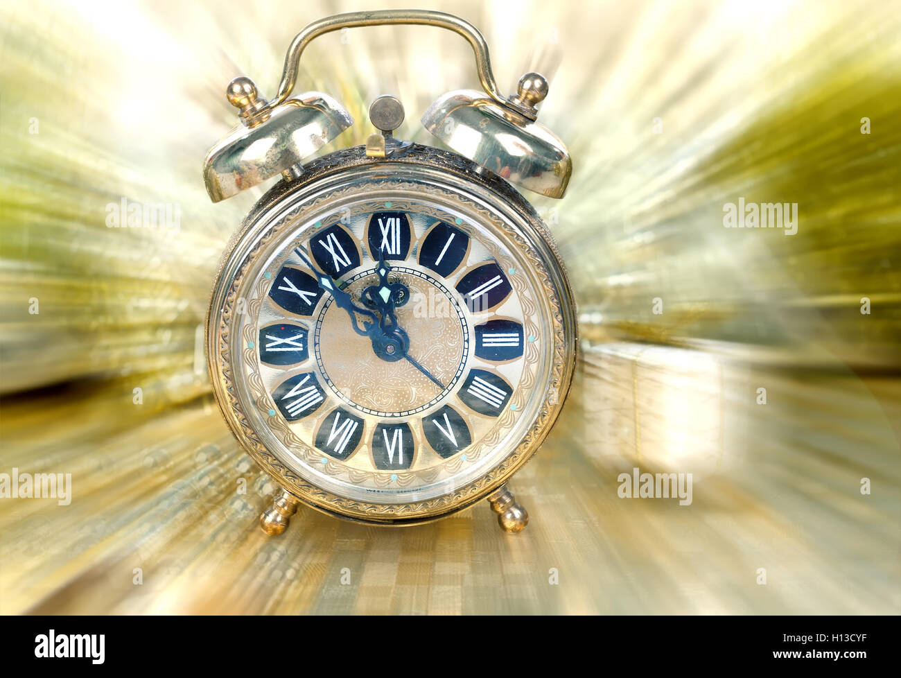 Time warp clock hi-res stock photography and images - Alamy