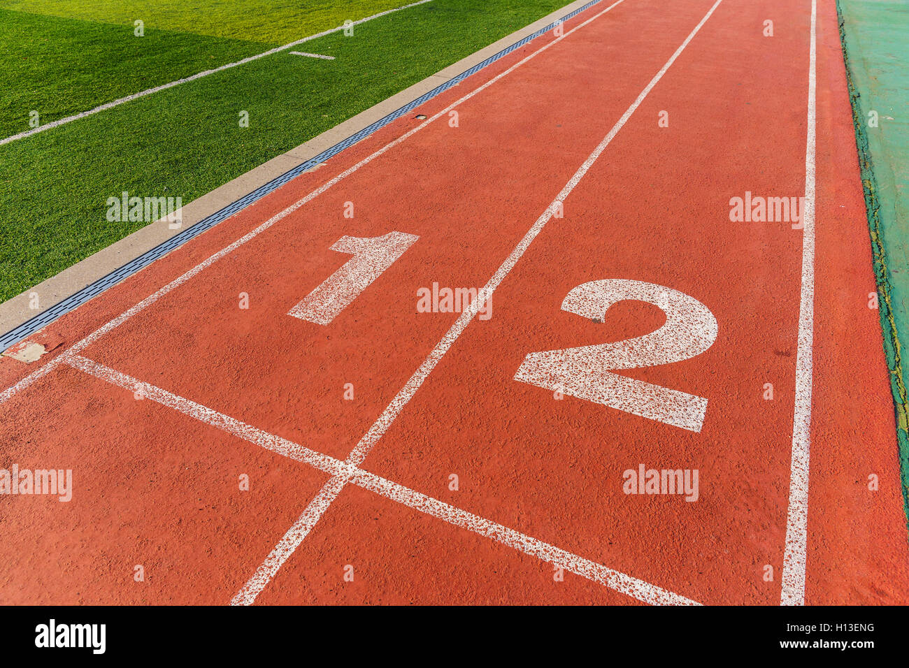 Track and field contest hi-res stock photography and images - Alamy