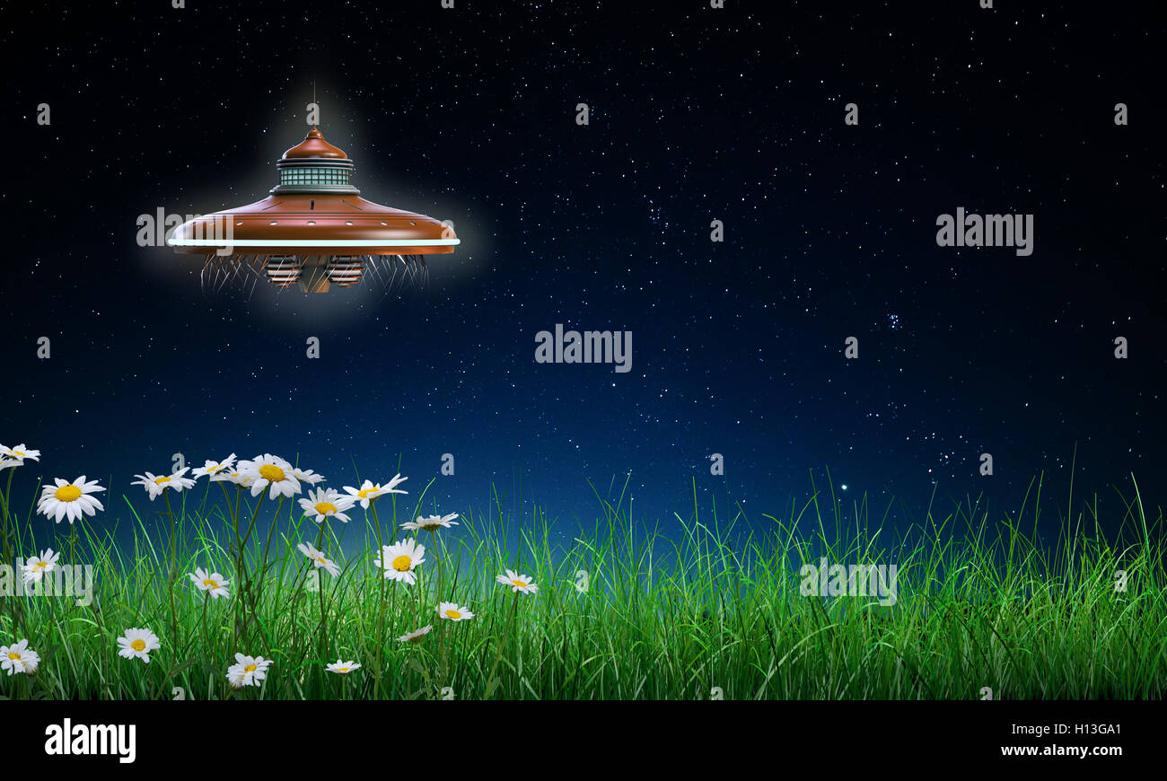 Alien ship hi-res stock photography and images - Alamy